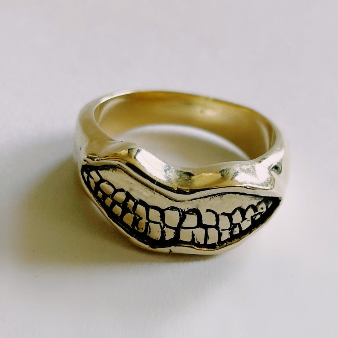 9ct Eco Gold Golden Geezer Ring – Chunky Jewellery – Rat Betty